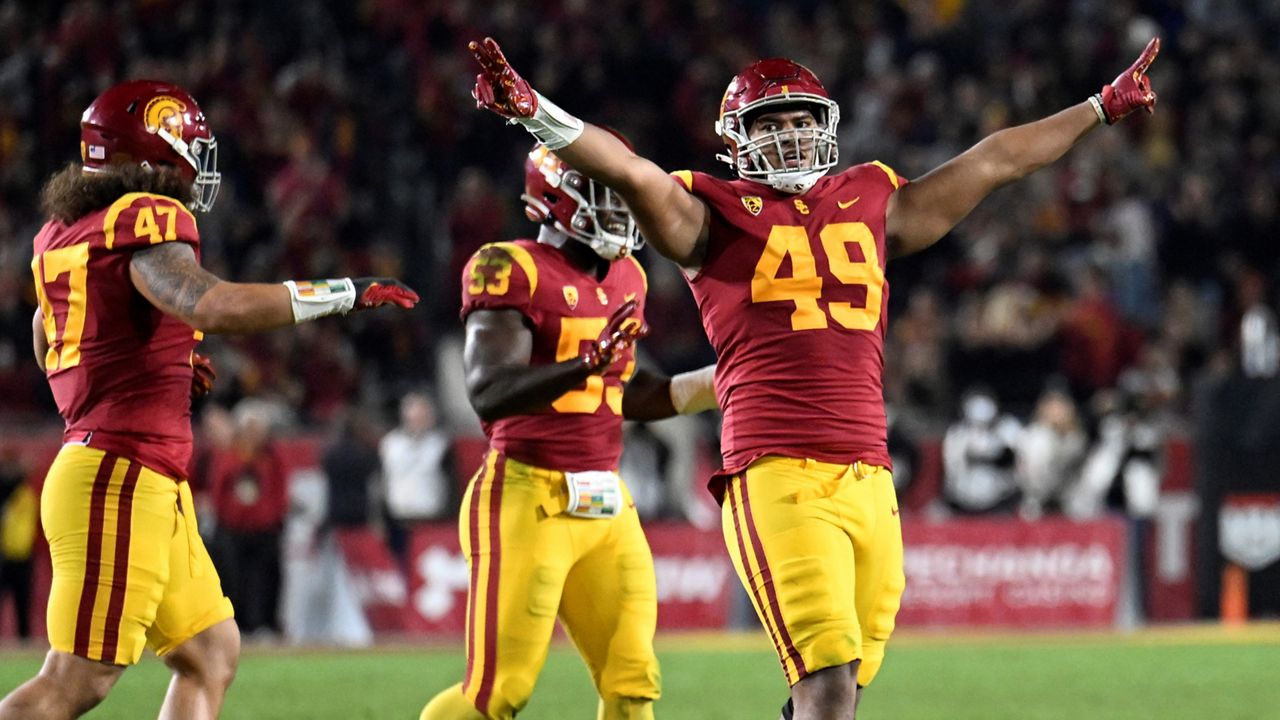 USC All-America DL Tuli Tuipulotu declares for NFL draft