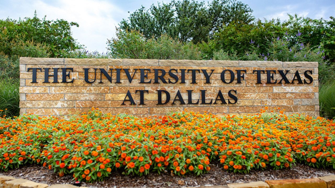 Texas university bans woman ahead of Vegas stabbing trial