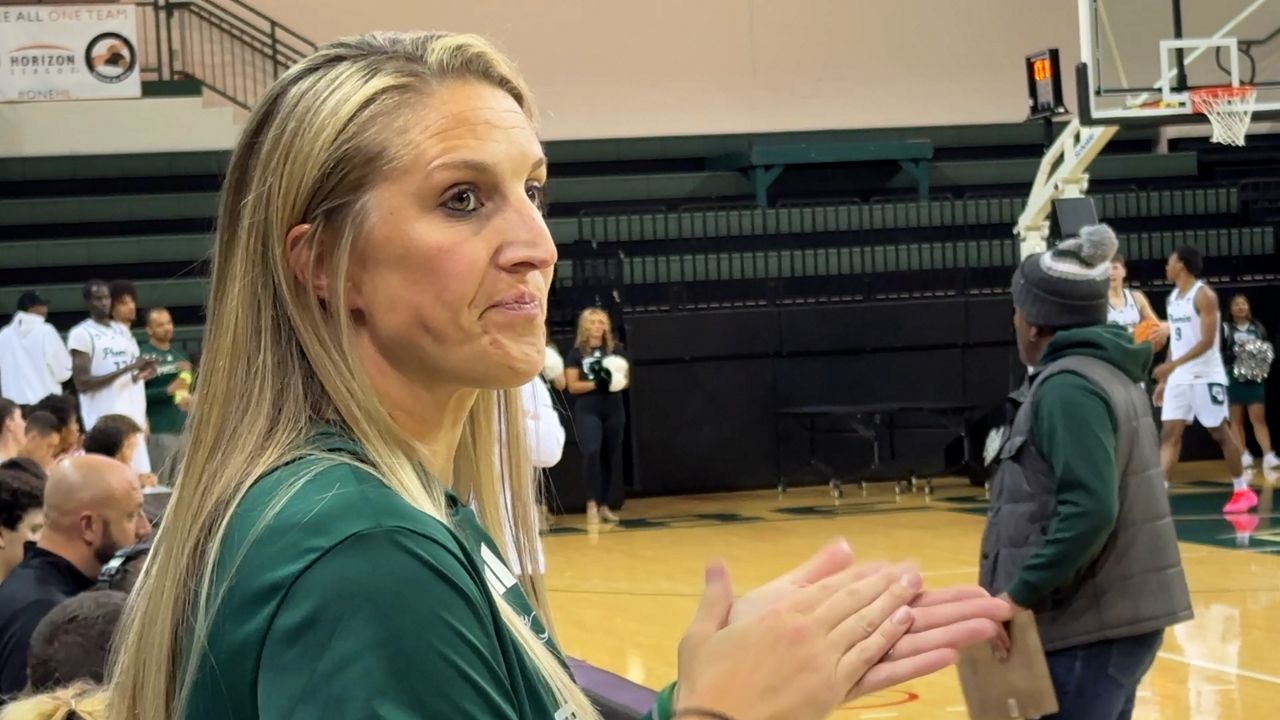 UWGB women's basketball welcomes new coach