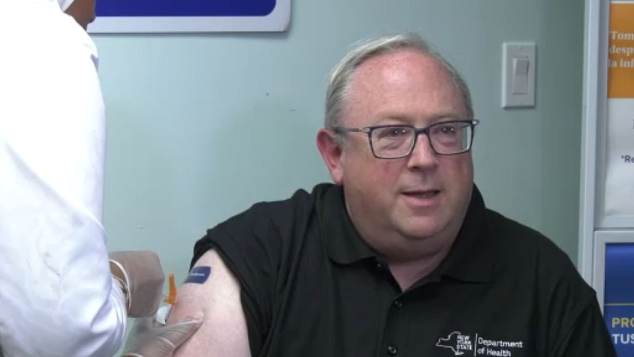 N.Y. health officials target higher COVID, flu vaccine rates