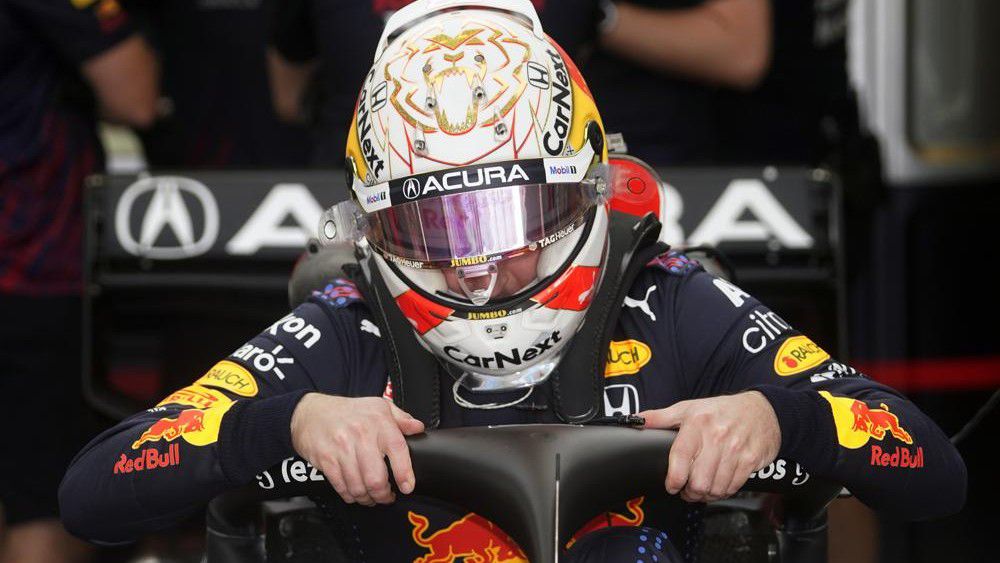 Verstappen takes pole over Hamilton to start U.S. Grand Prix