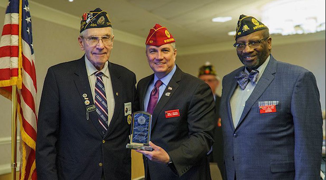 Veteran volunteer honored with national award for service