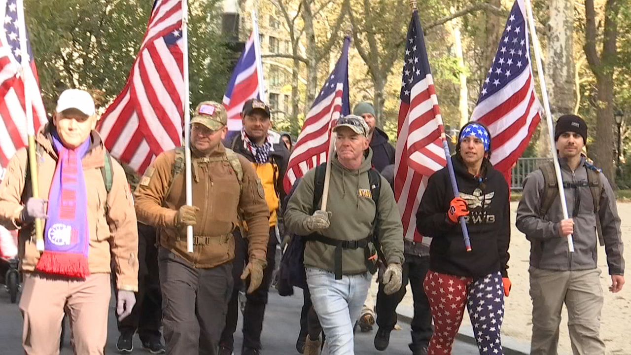 Veterans Pay Tribute to Ruckers ahead of Veterans Day March