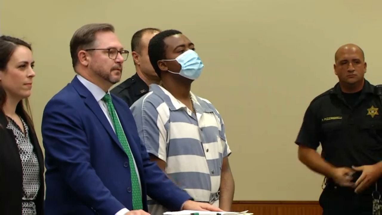Man accused of killing RPD officer back in court