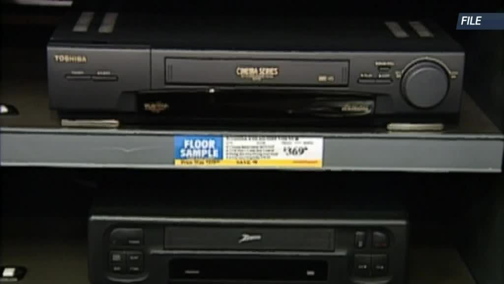 Tech Advances Lead to Permanent Ejection of VCR From Market