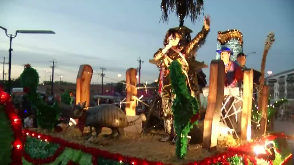 Dazzling Floats Illuminate Streets of San Antonio for Flambeau Parade