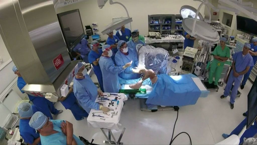 One-Arm Robot Makes Orthopedic Surgery More Precise, Reduces Complications