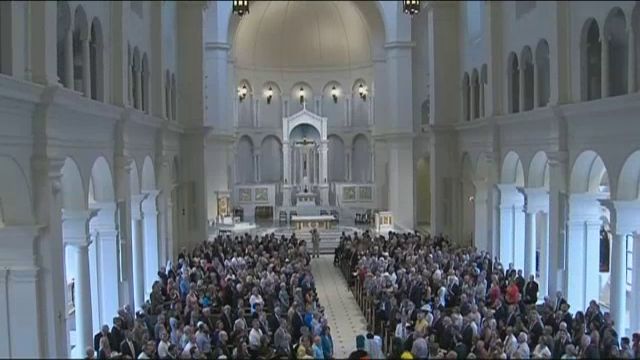 First mass held at new Holy Name of Jesus Cathedral in Raleigh
