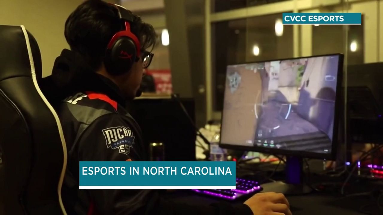 Collegiate esports competition