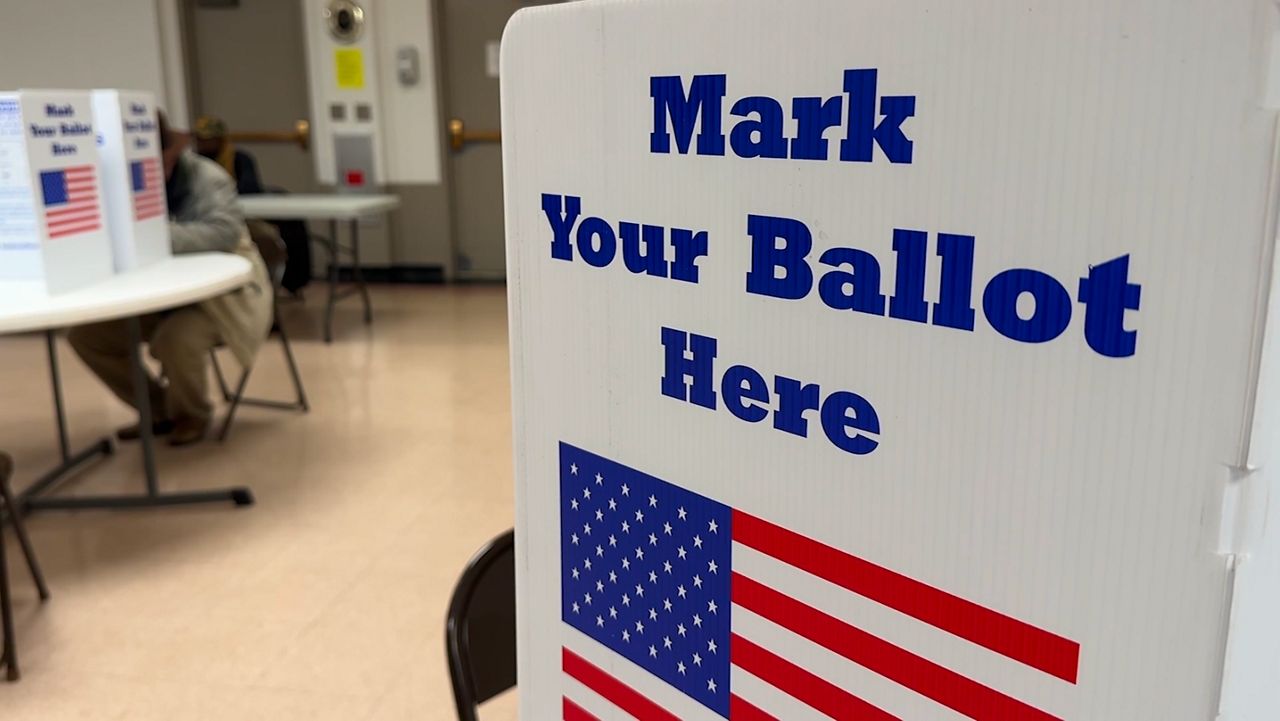 'Double haters' could play big role in presidential election