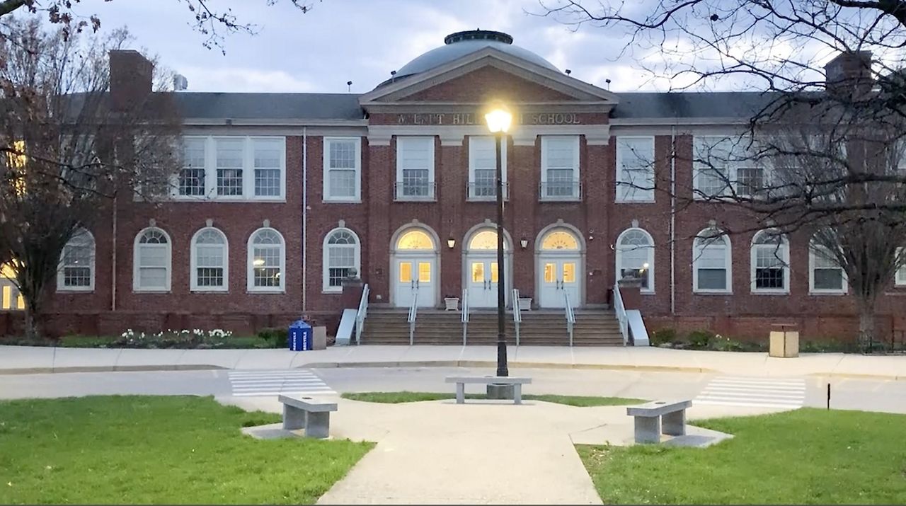 Ohio school tests out pilot program