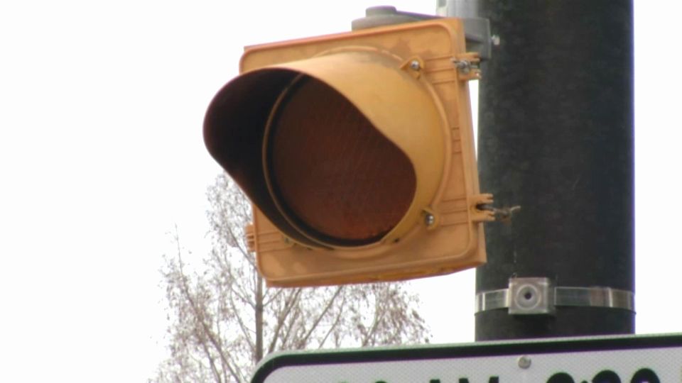 City of Buffalo starts installing flashing beacons on yellow speed ...