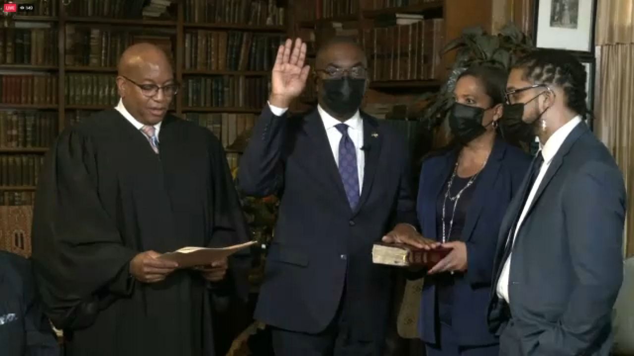 Byron Brown sworn in for fifth term as Buffalo mayor