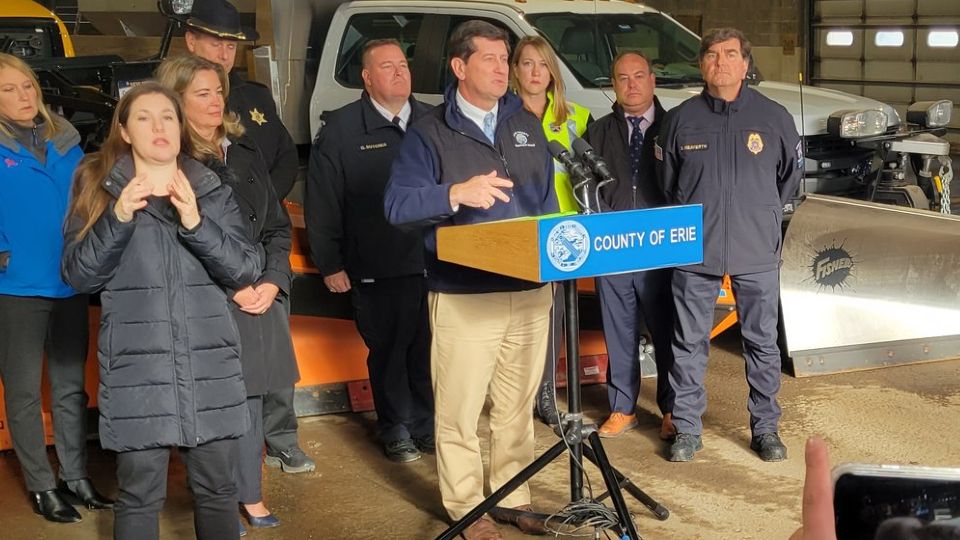 Poloncarz, road crews preparing for lake-effect snow