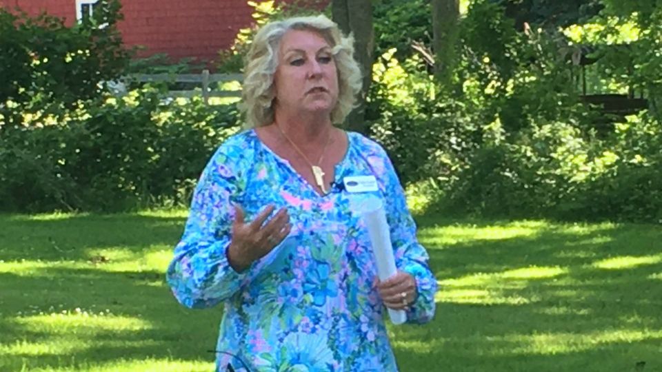 Advocate teaches how to spot elder abuse