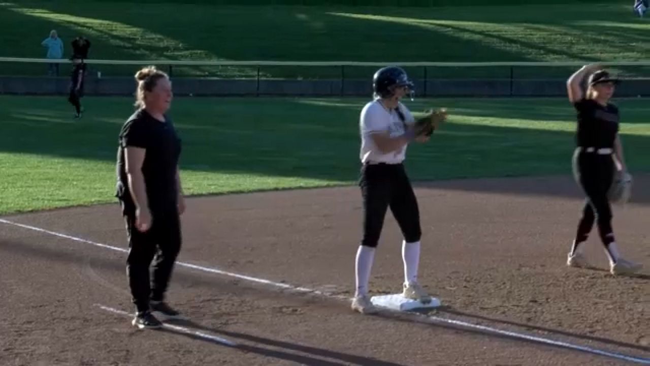 St. Paul softball looks to ride momentum into playoffs