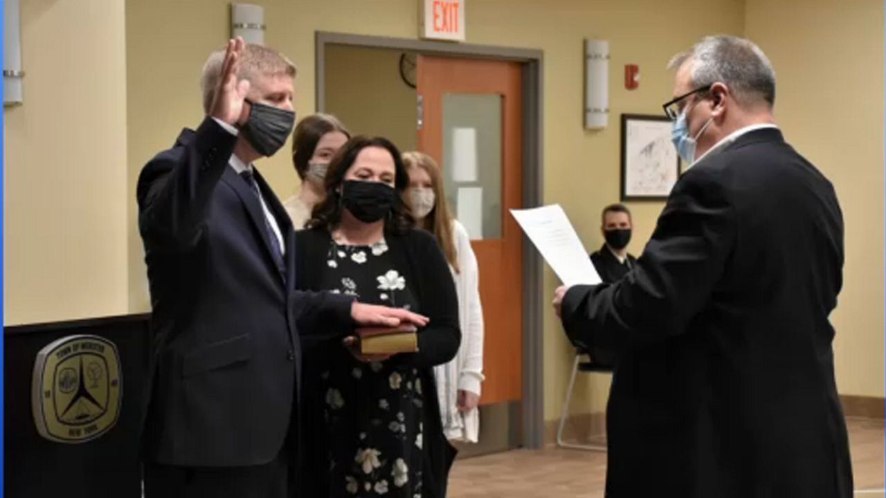 New Webster Police Chief Sworn In
