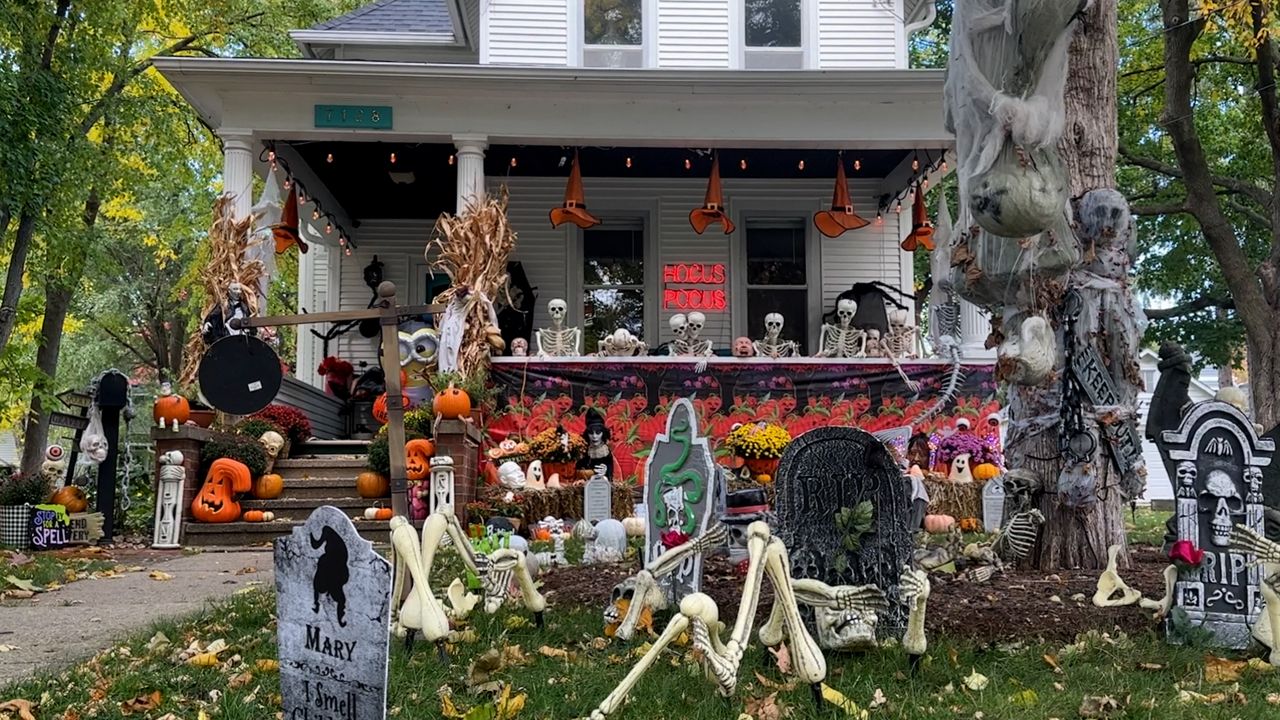 Deck the yards: Wisconsin families gear up for spooky season
