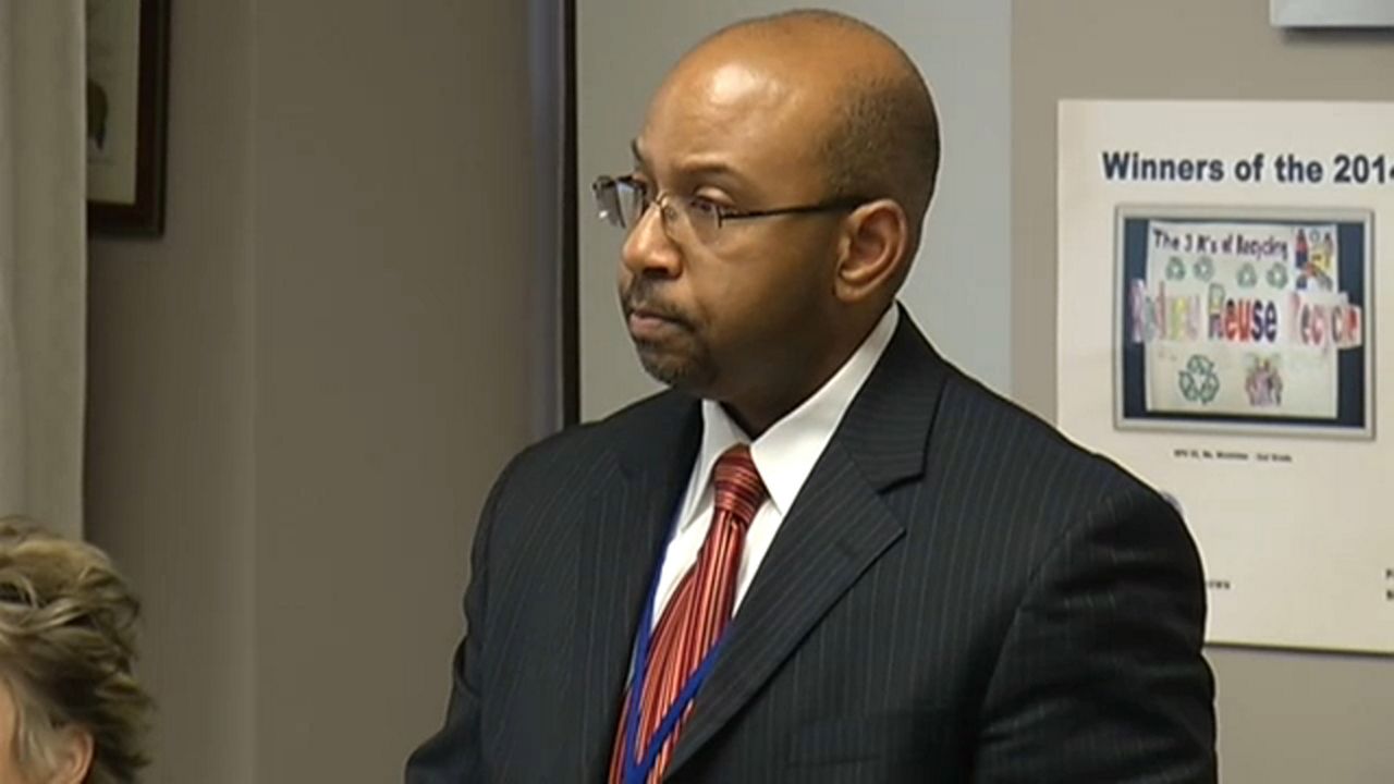 Williamsville CSD hires new superintendent