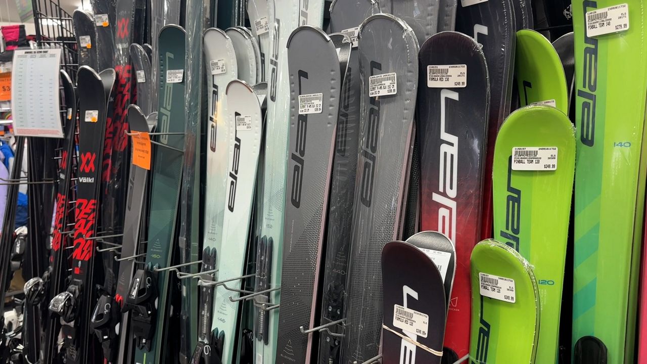 Families shop for winter sporting goods this holiday season