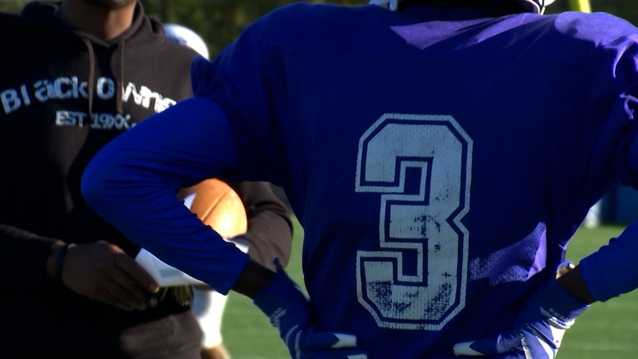 Ohio high school wide receiver leads nation