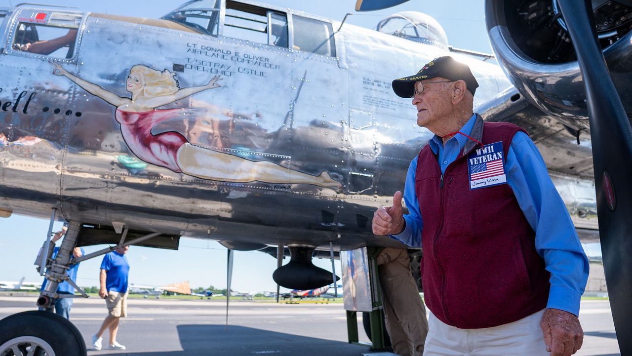 World War II veterans take flight on D-Day anniversary