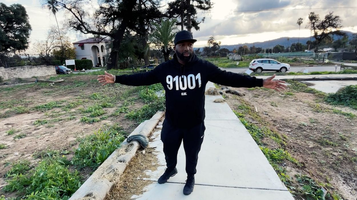 Altadena coach becomes the glue for a grieving community