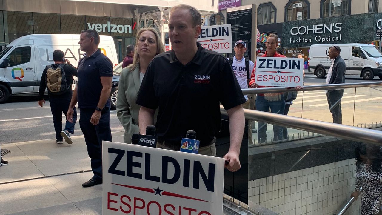 Zeldin criticizes Hochul for rewarding campaign donor