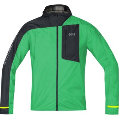 Running through the weather in GORE jackets - Run Oregon