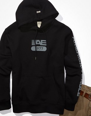 Men's Hoodies & Sweatshirts | American Eagle