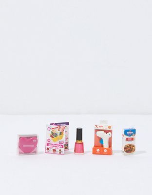 AE Mini Brands Series 5 at Hamilton Place in Chattanooga, TN