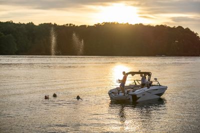 Build Custom Wake Boat | Heyday® Wake Boats