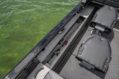 Crestliner Fishing Boats | 1750 Fish Hawk Walkthrough