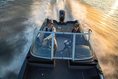 Crestliner Fishing Boats | 1750 Fish Hawk Walkthrough