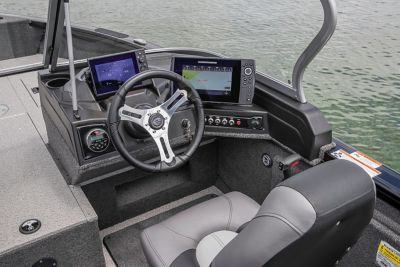 Crestliner Fishing Boats | 1850 Fish Hawk Walkthrough