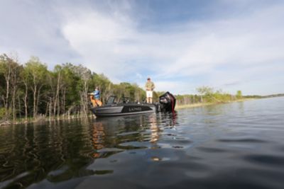 Lund® Fiberglass Boats - Pro V GL 189 Tournament Fishing Boats