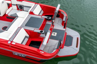 Heyday® H20 Wake Boat - 20 ft Watersports Boat for the entire family