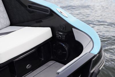 Heyday® H22 Wake Boat - 22 ft Family Watersports Boats for Sale