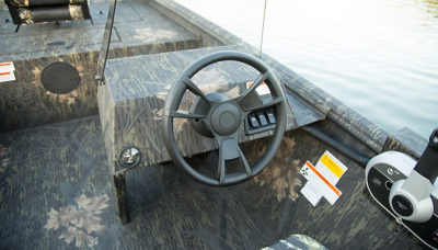 Roughneck 1860 SC Jon Fishing and Duck Hunting Boats | Lowe®