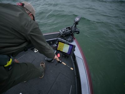 Lund® Fiberglass Fishing Boats - Pro V GL 219 Best Walleye Boats