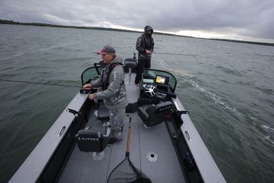 Lund® Pro V 1875 - Aluminum Tournament Walleye Fishing Boat