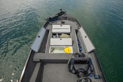 Crestliner XFC 189 | Aluminum Bass & Crappie Fishing Boat