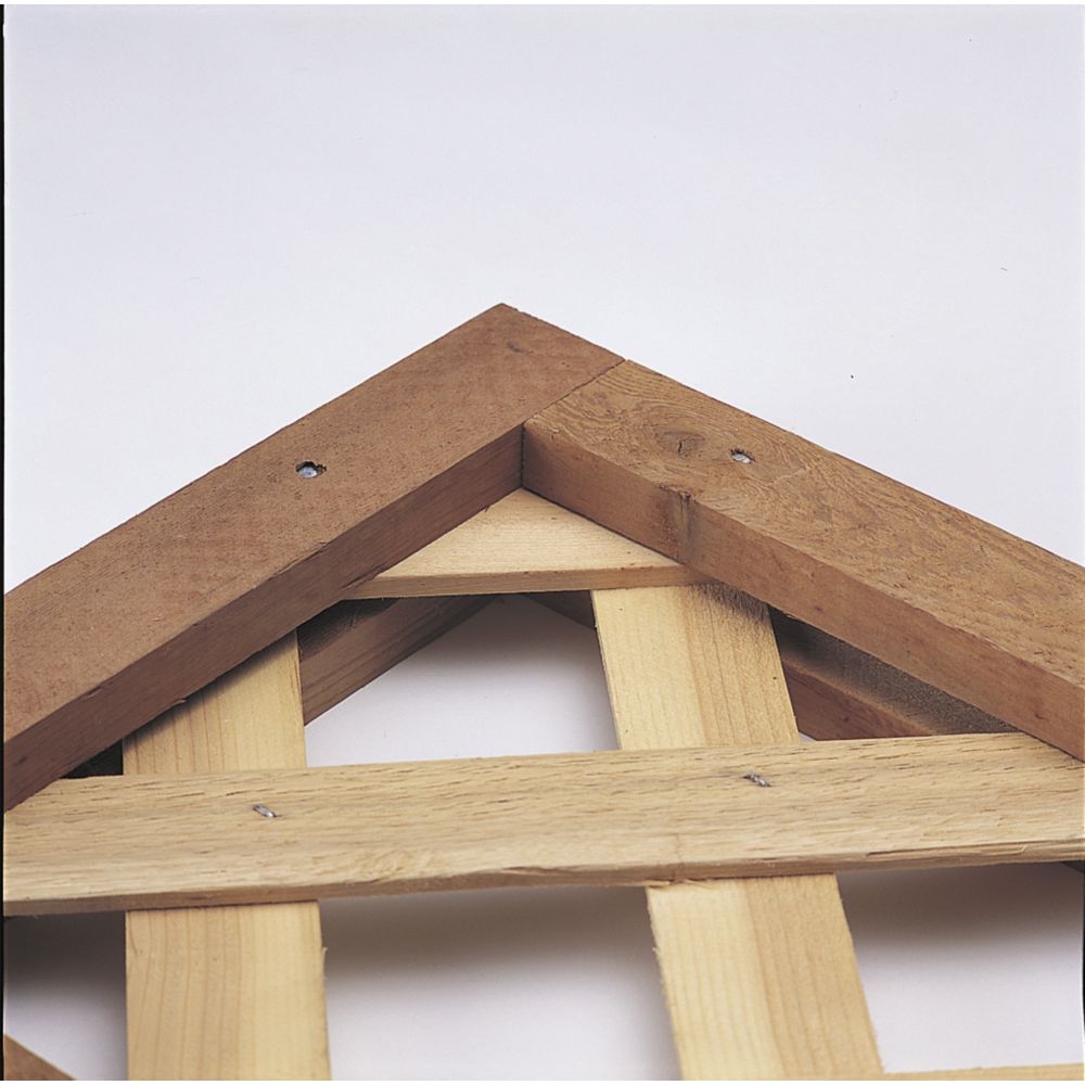 Canwel 12"x96" WRC Knotty Framed Lattice panel | The Home Depot Canada