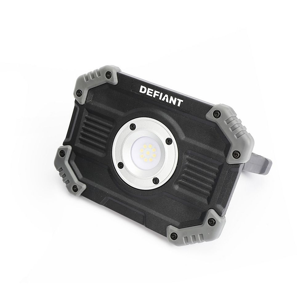 Defiant 500 Lumen Led Utility Light | The Home Depot Canada