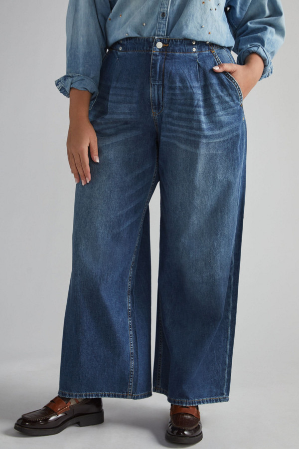 The Pleated Wide Leg Jeans | Nuuly The Pleated Wide Leg Jeans | Nuuly