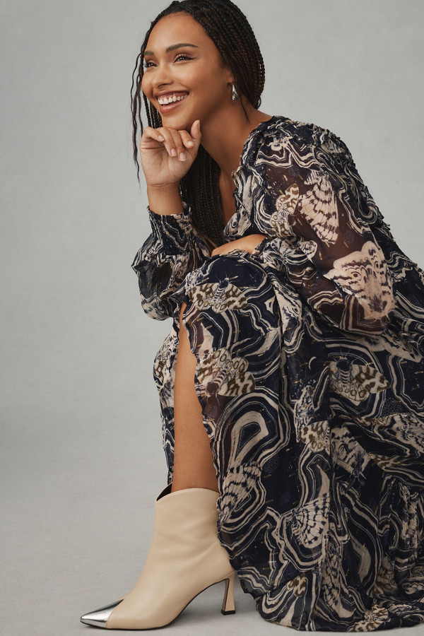 Long-Sleeve V-Neck Textured Midi Dress | Nuuly Long-Sleeve V-Neck Textured Midi Dress | Nuuly