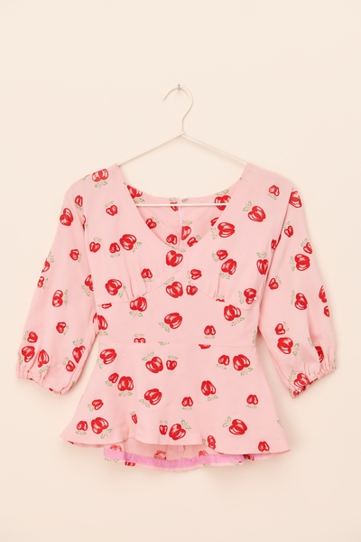 Vintage Apple Print Blouse | Nuuly