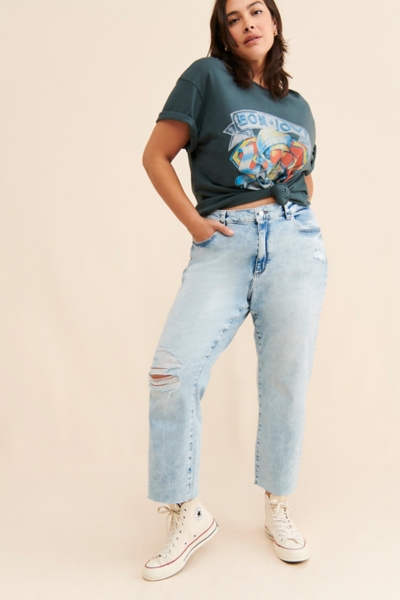 Patti Straight Leg Distressed Jeans | Nuuly