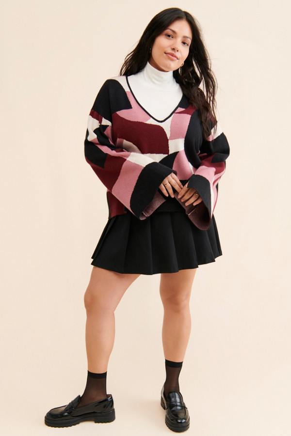 V-Neck Intarsia Sweater | Nuuly V-Neck Intarsia Sweater | Nuuly