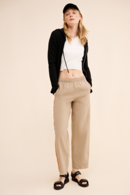 Men's Baggy Side-Stripe Track Pant | Nuuly